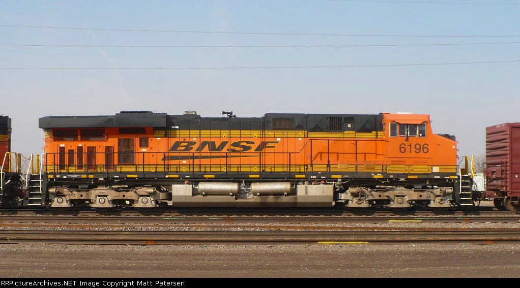 BNSF 6196